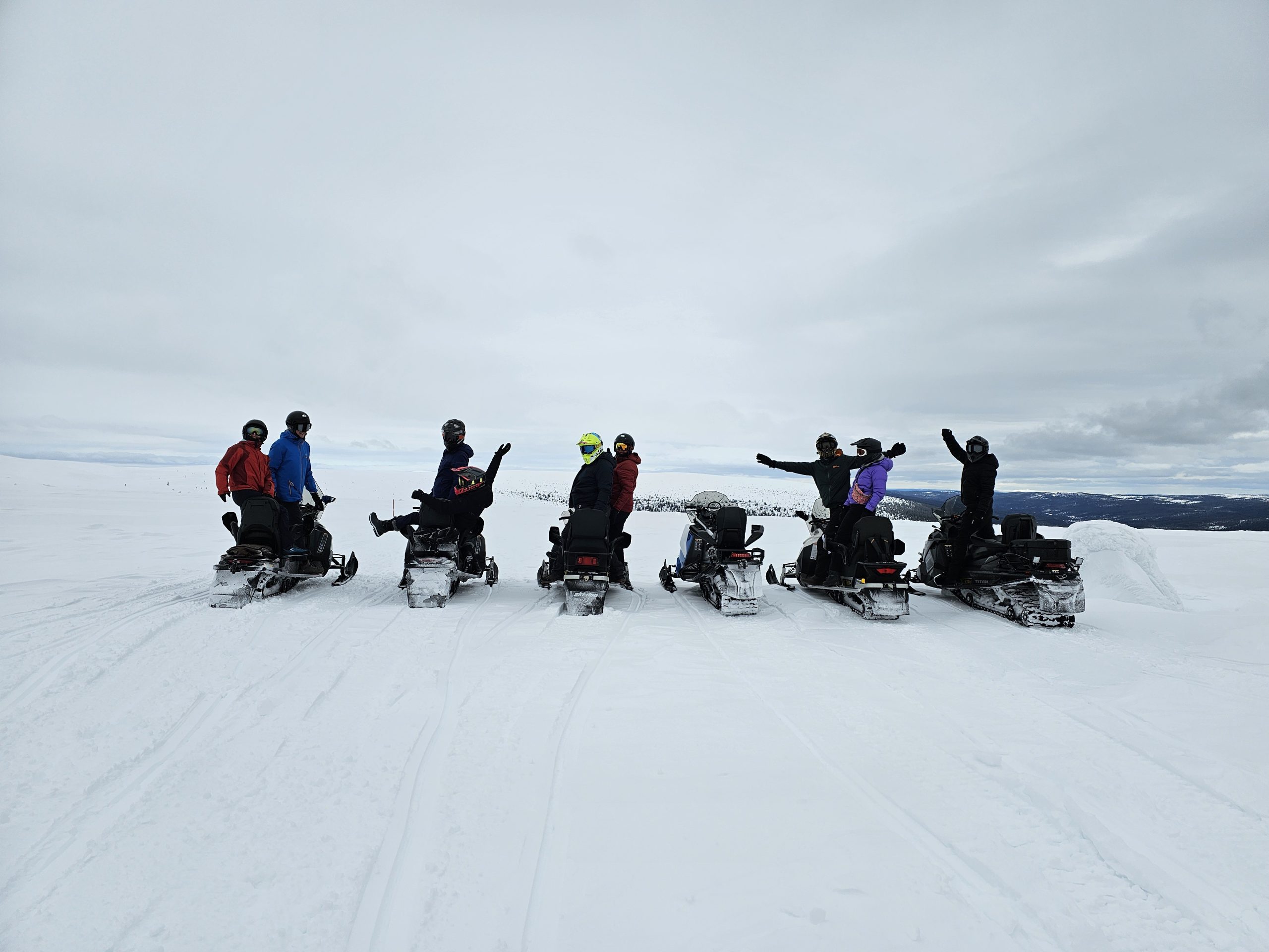 Snowmobile tours